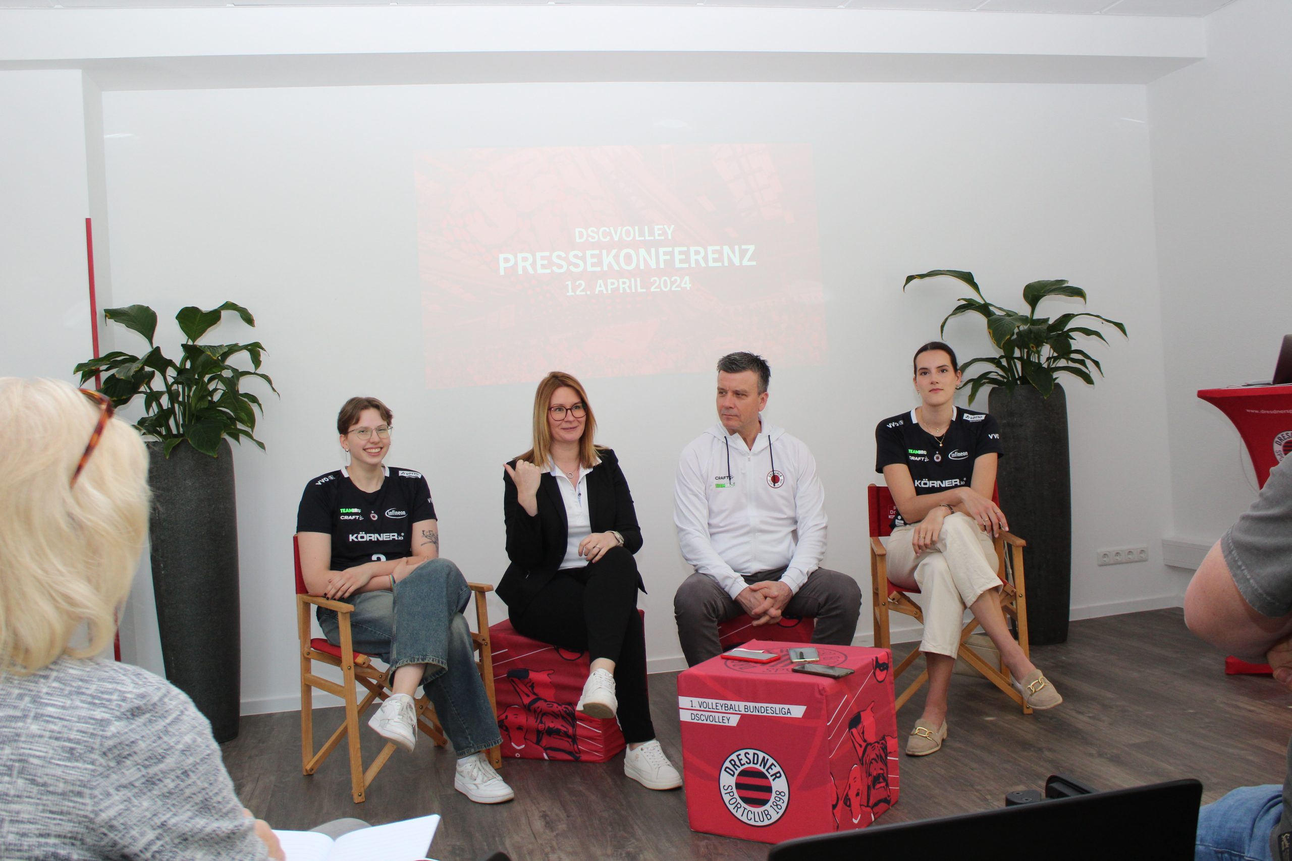 Larissa Winter und Nathalie Lemmens verlängern beim DSC